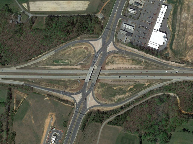 I-40 @ Union Cross Road - Diverging Diamond Interchange